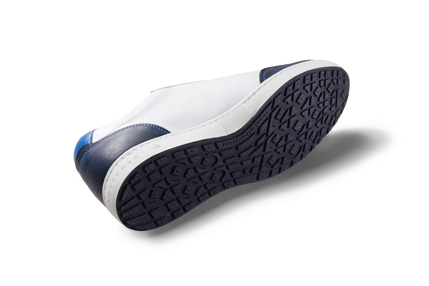 Northcote White/Navy | Men's Spikeless Golf Shoe | Royal Albartross